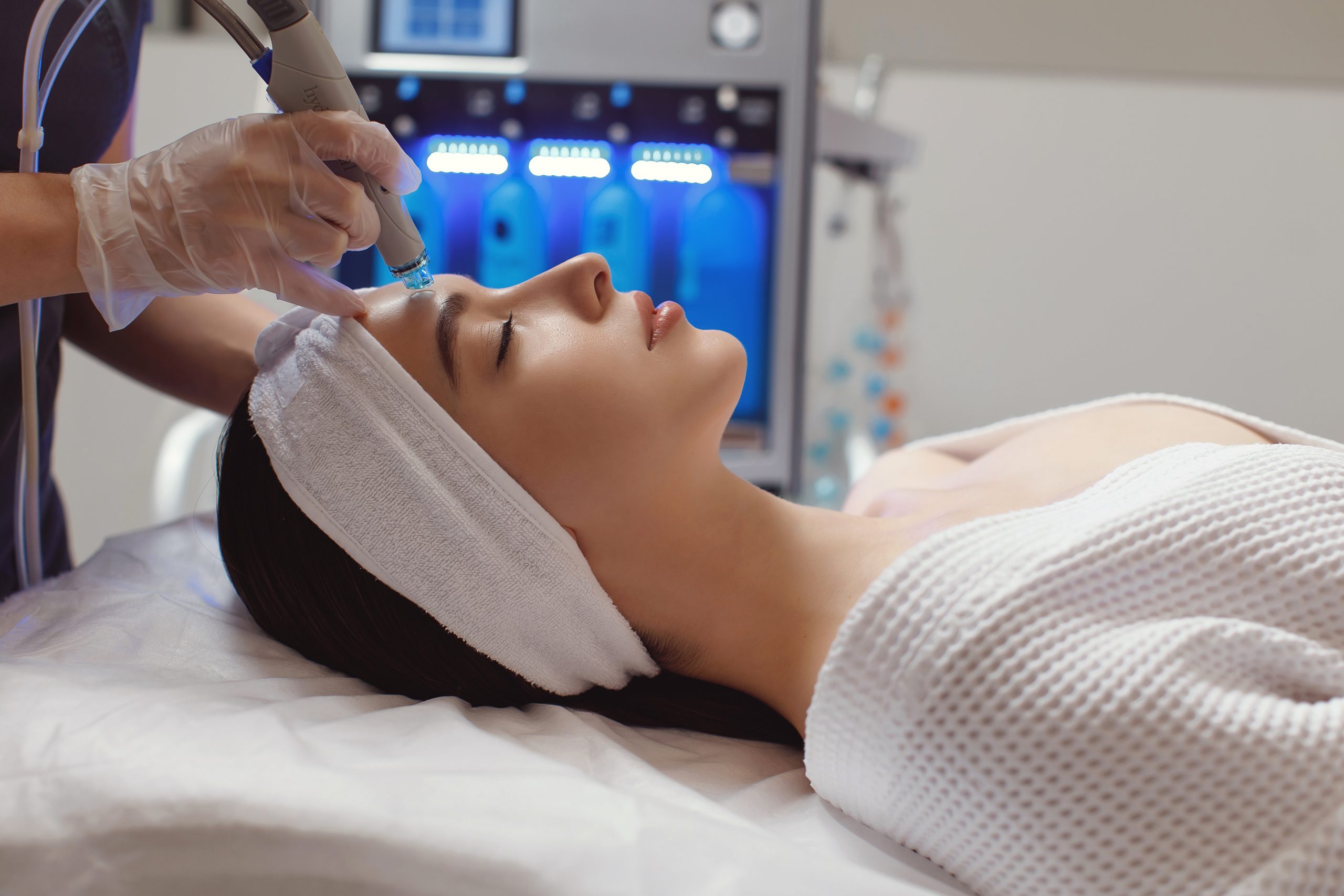 How One Hydrafacial Treatment Can Transform Your Skin